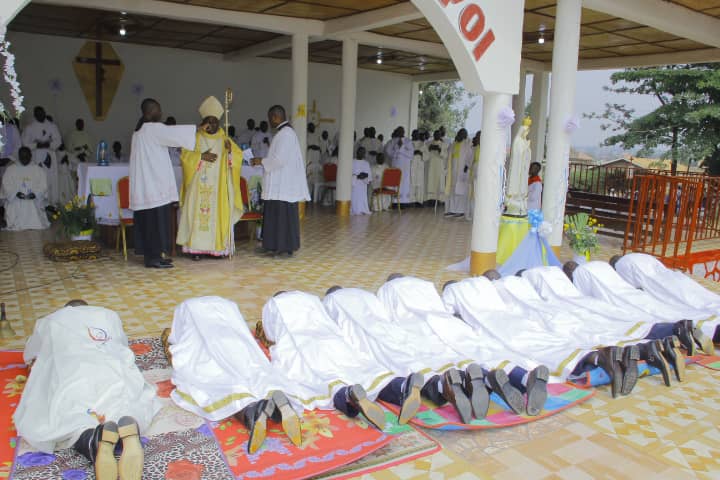 Bunia: les nouveaux diacres et prêtre appelés à se tenir loin de la ...