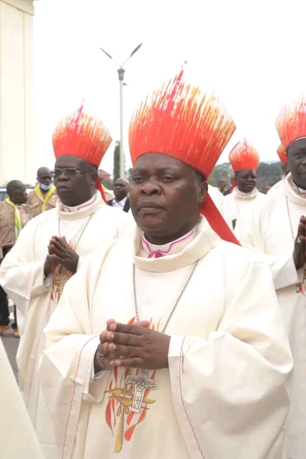 Ituri : Mgr Dieudonné Uringi appelle les populations à ne pas rester ...